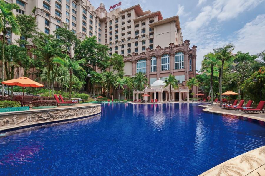 【馬來連休趣】五星普爾曼、大紅花、探索野生動物、馬來服體驗 5日 - 國外團體旅遊 | 東南旅遊網